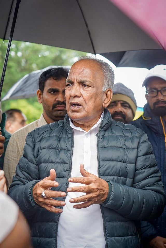 Karnataka to Harness Solar Energy from 40 Lakes with Floating Solar Parks